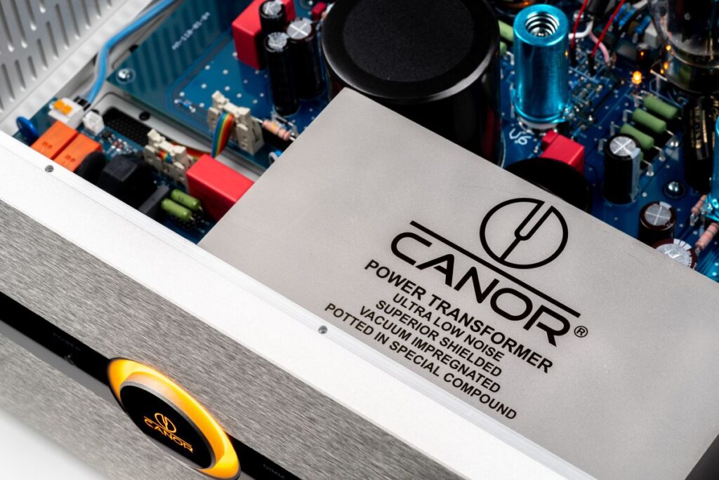 Canor Virtus M1 Vacuum Tube Power Amplifier - Magenta Audio