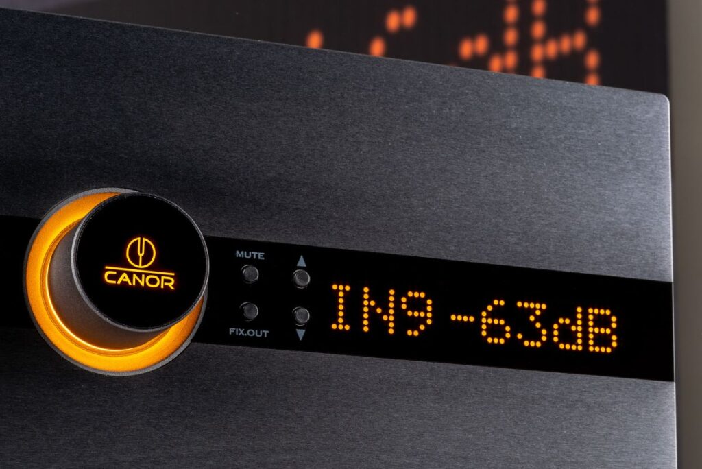 Canor Hyperion P1 Vacuum Tube Preamplifier - Magenta Audio