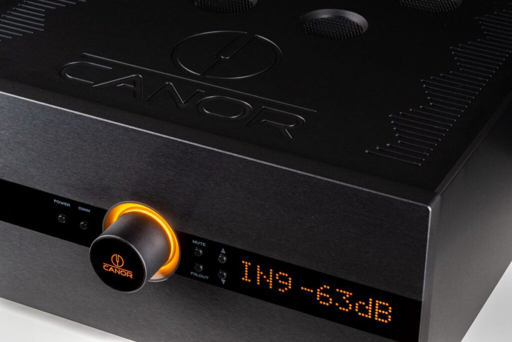 Canor Hyperion P1 Vacuum Tube Preamplifier - Magenta Audio